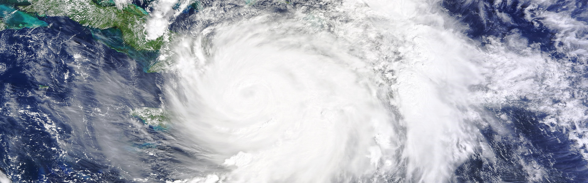 Hurricanes: the uncontrolled energy of the water cycle - We Are Water