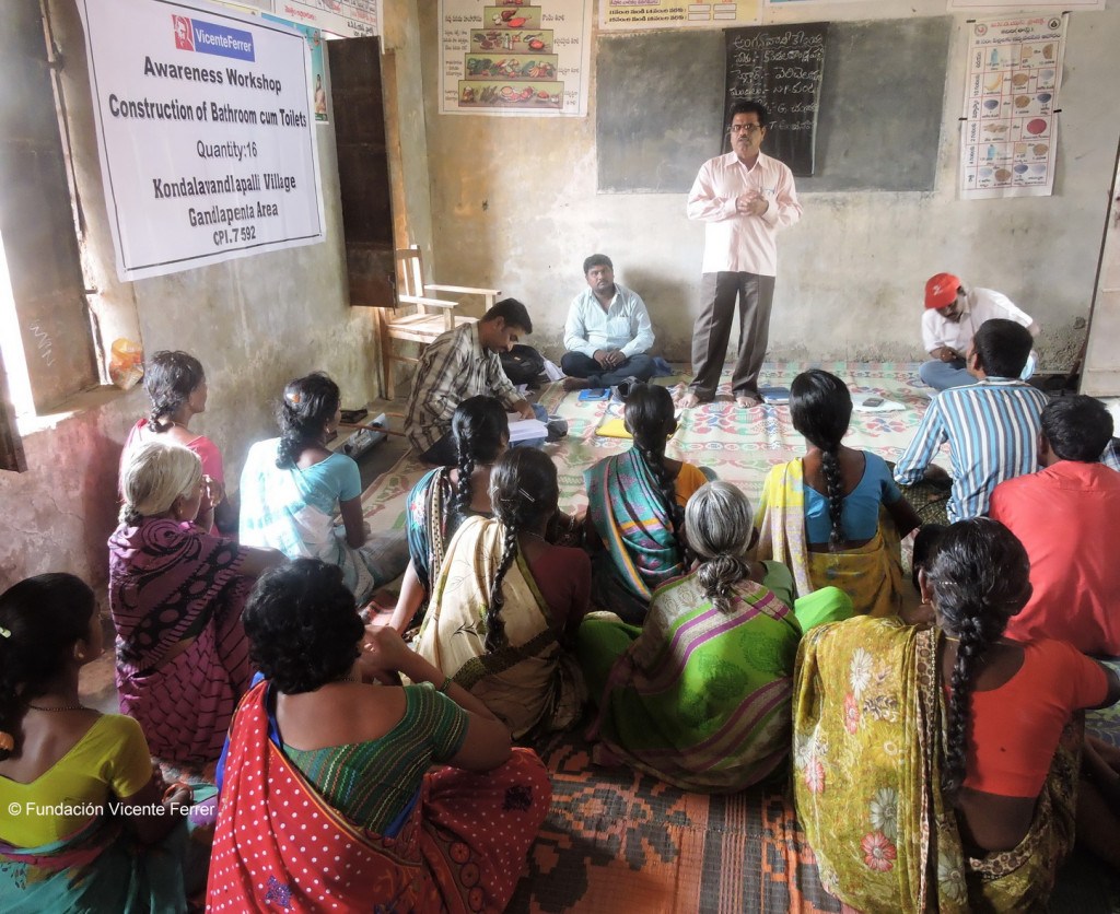Construcción de instalaciones de saneamiento en las regiones de ...