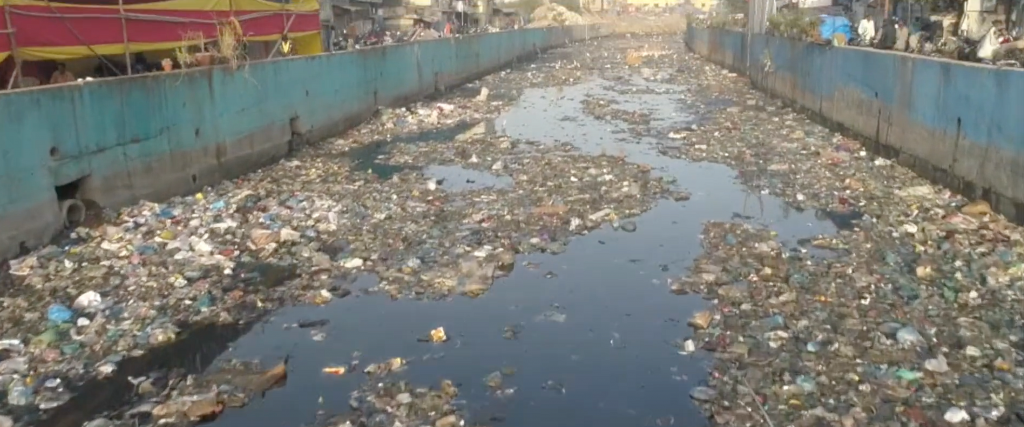 Mithi River: the pollution of poverty - We Are Water