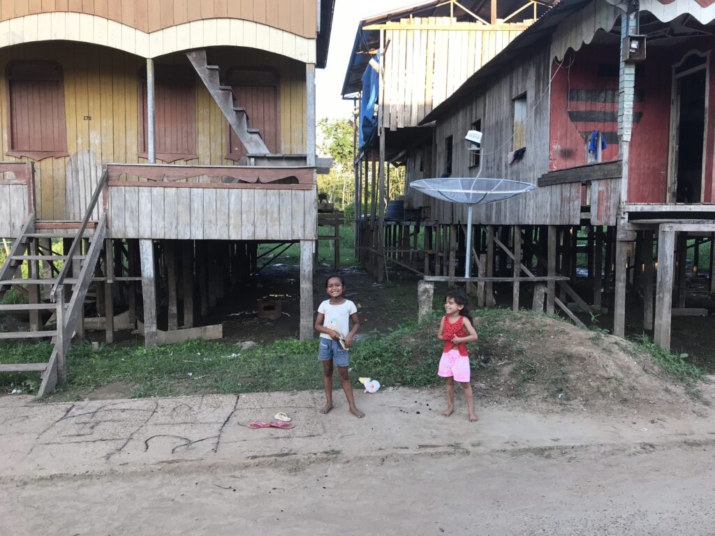 Clean Hands in Amazonian Schools - We Are Water